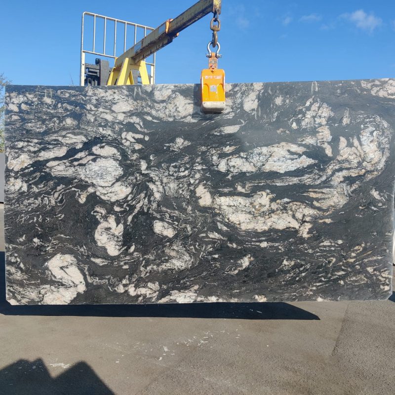 Ivory Fantasy Polished Granite 3cm – UK Stone Company
