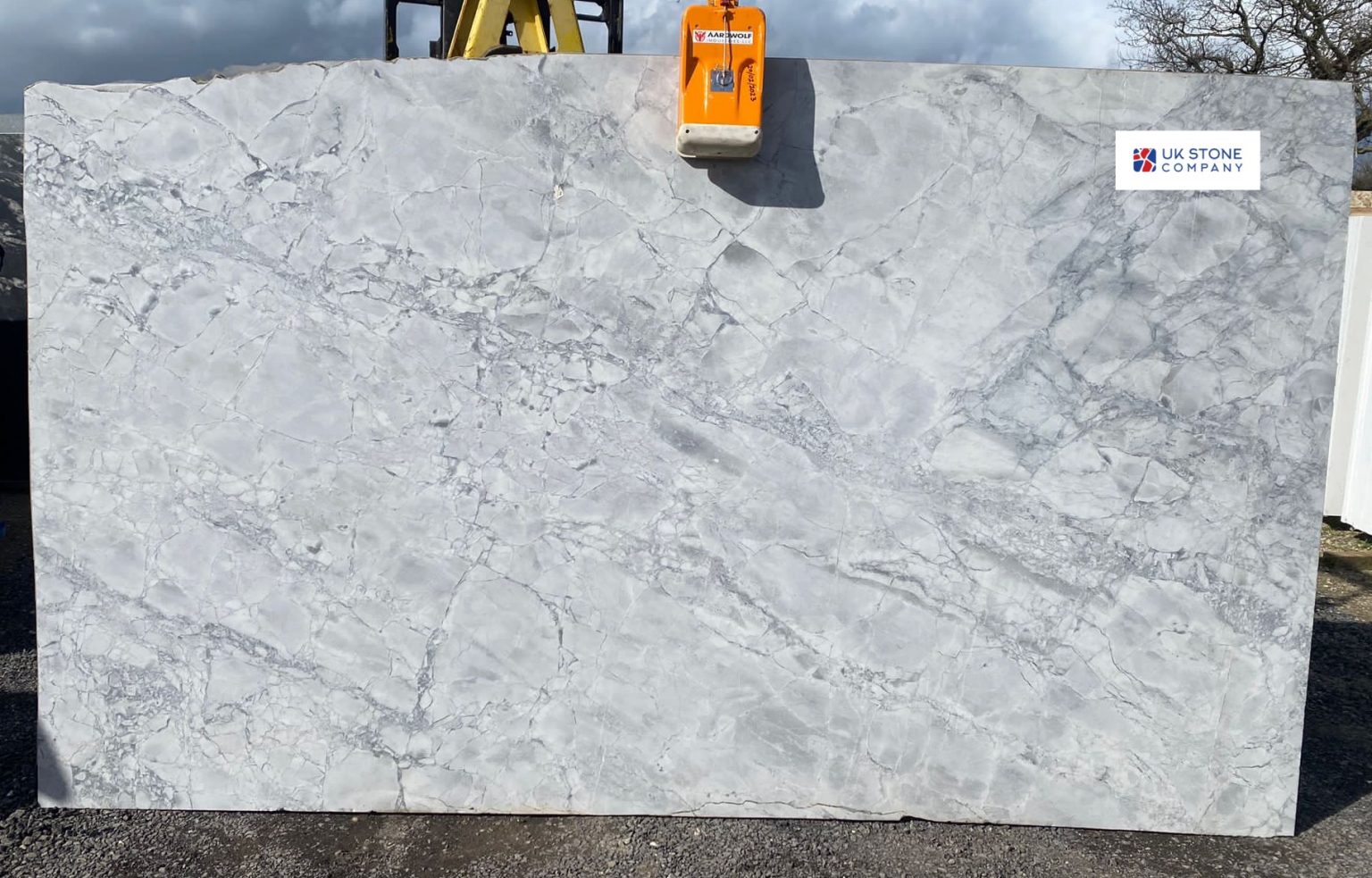 Bianco Eclipse Leather Quartzite 3cm Block No -8841/A – UK Stone Company