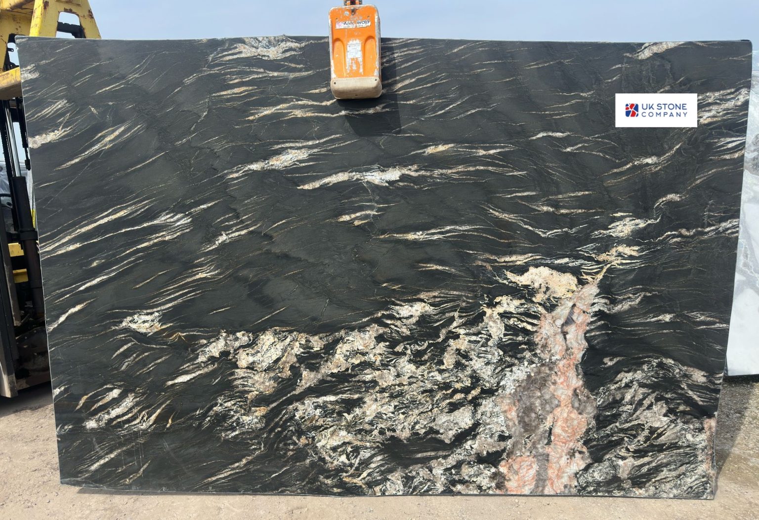 Taj Mahal Leather Quartzite 3cm Block No – 035203 – UK Stone Company